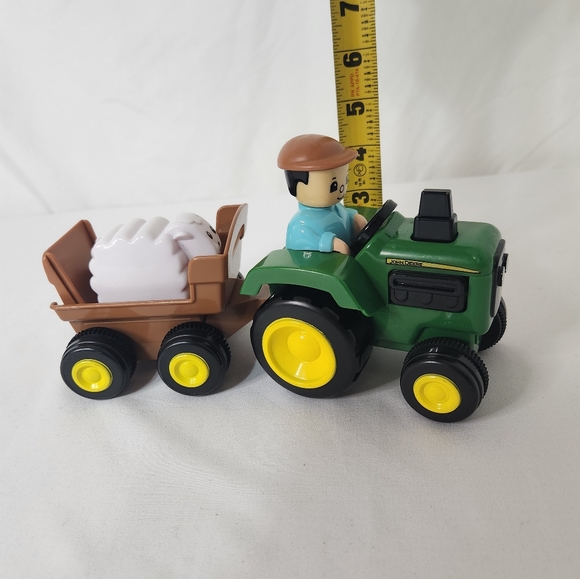 Tomy | Toys | John Deere Tomy Tractor Pull And Go With Sheep 99 | Poshmark